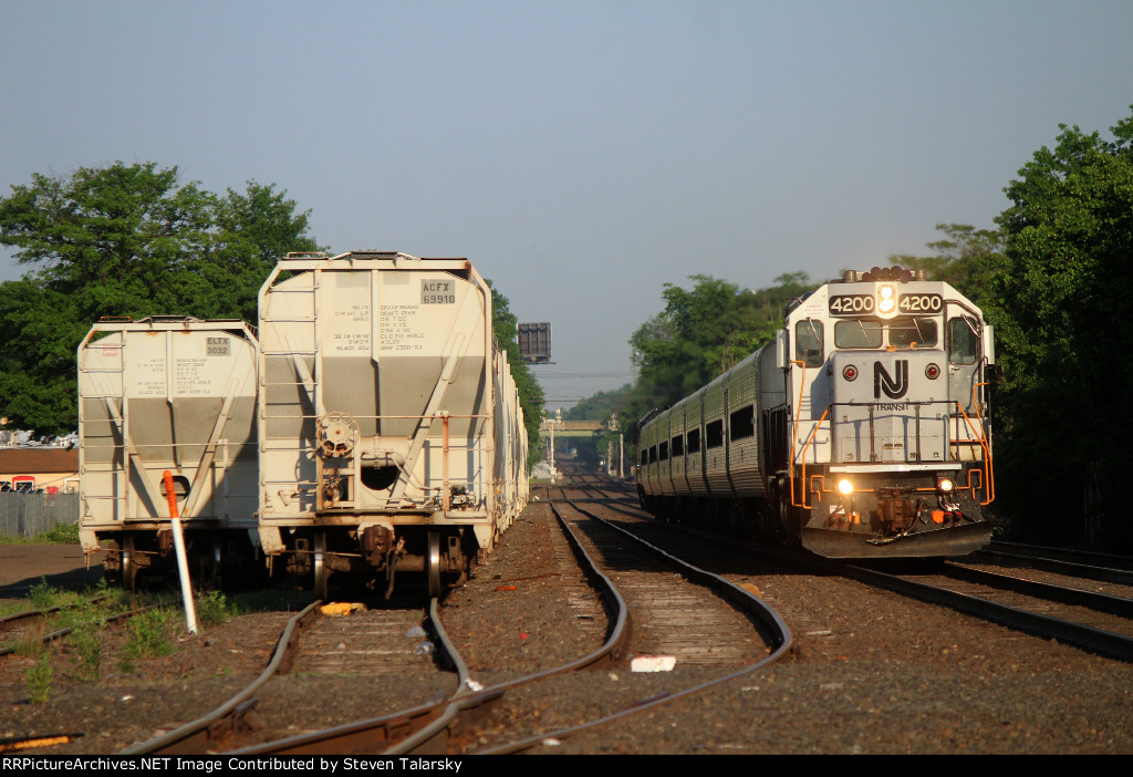 NJT 4200